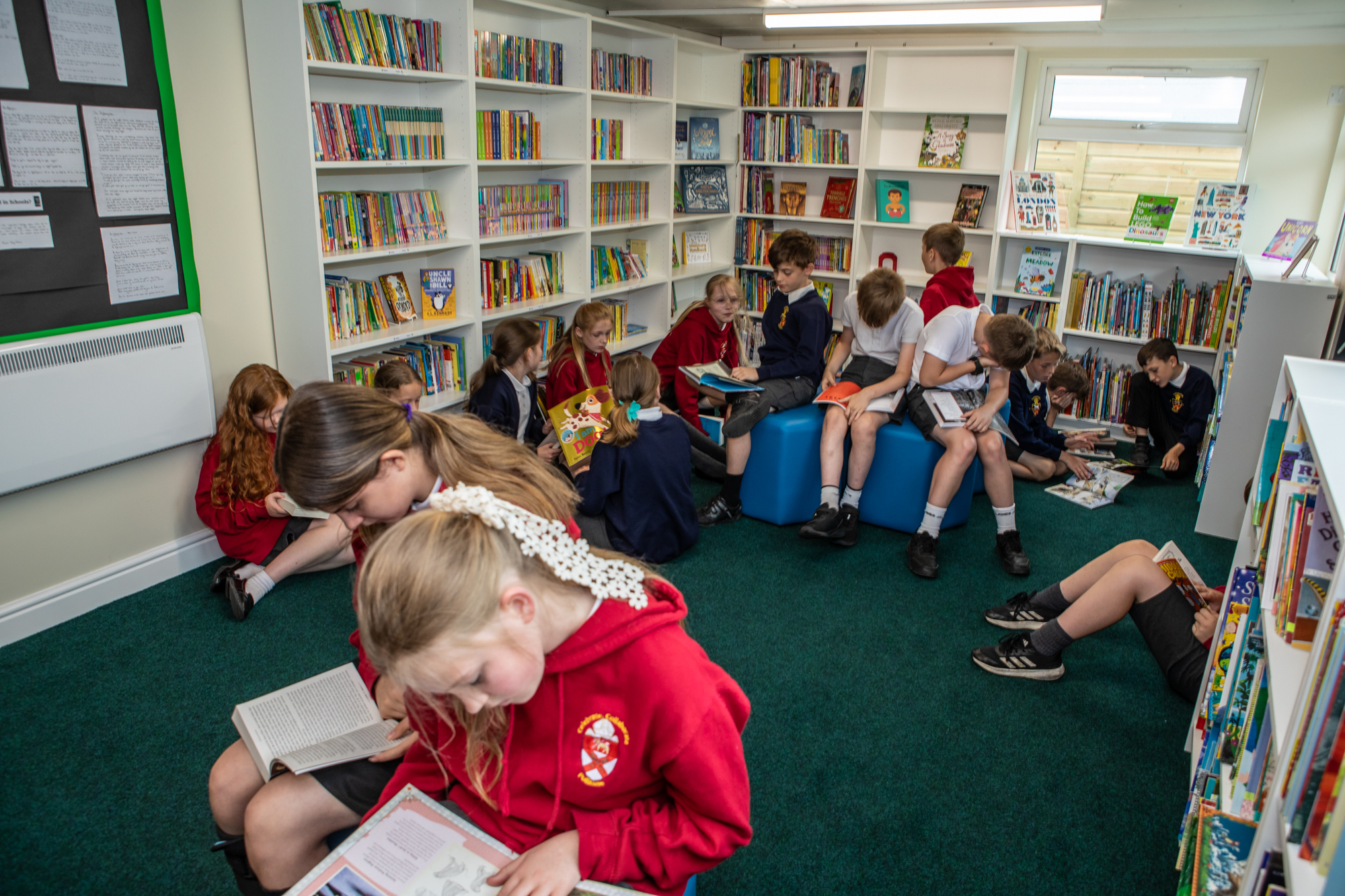 Yorkshire business donates new library for primary school - Potter Space